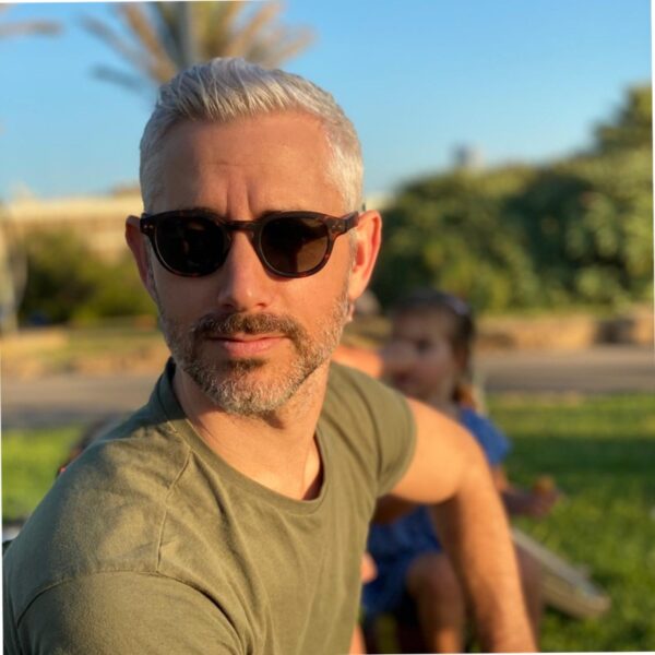 Tomer Fuss Sanderovich – Give & Tech